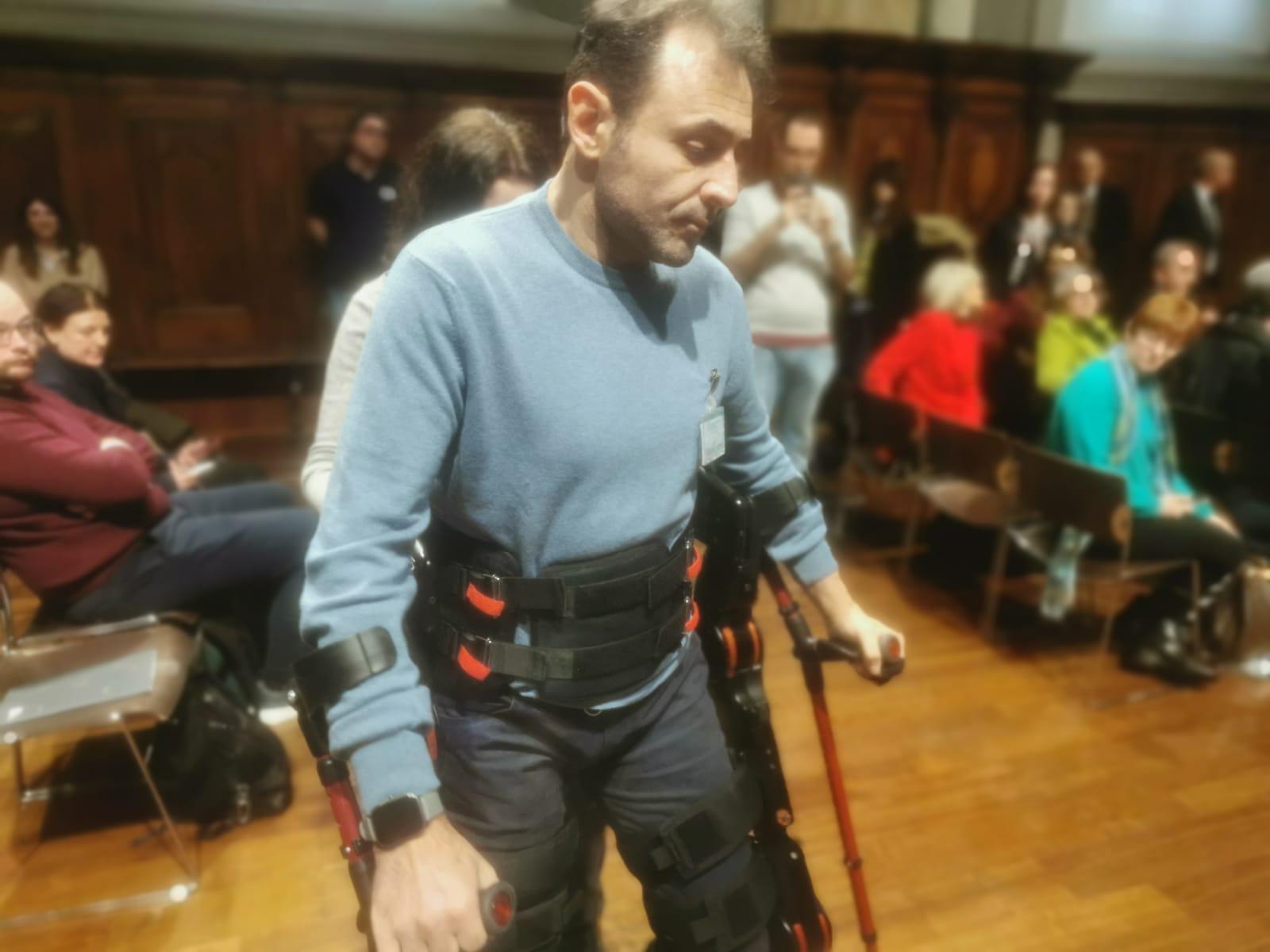 Le squelette du robot pour remarcher : "Quel plaisir de se relever ...